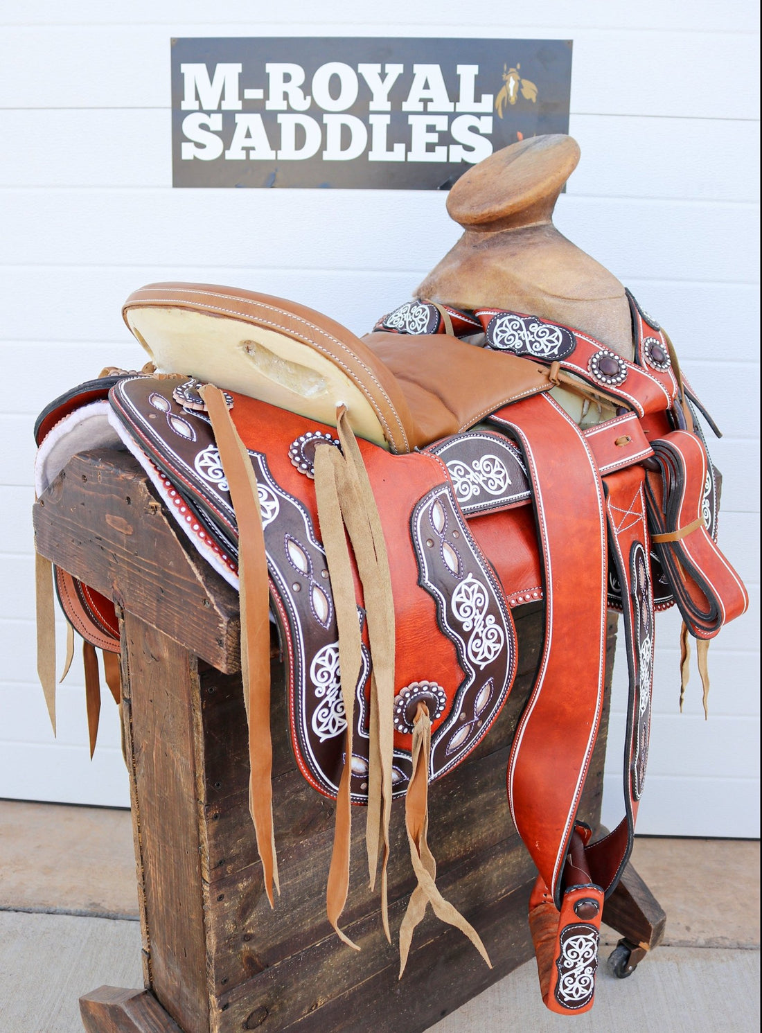 15 " Montura Chedron Charro Horse Saddle Pintada - M-Royal Saddles