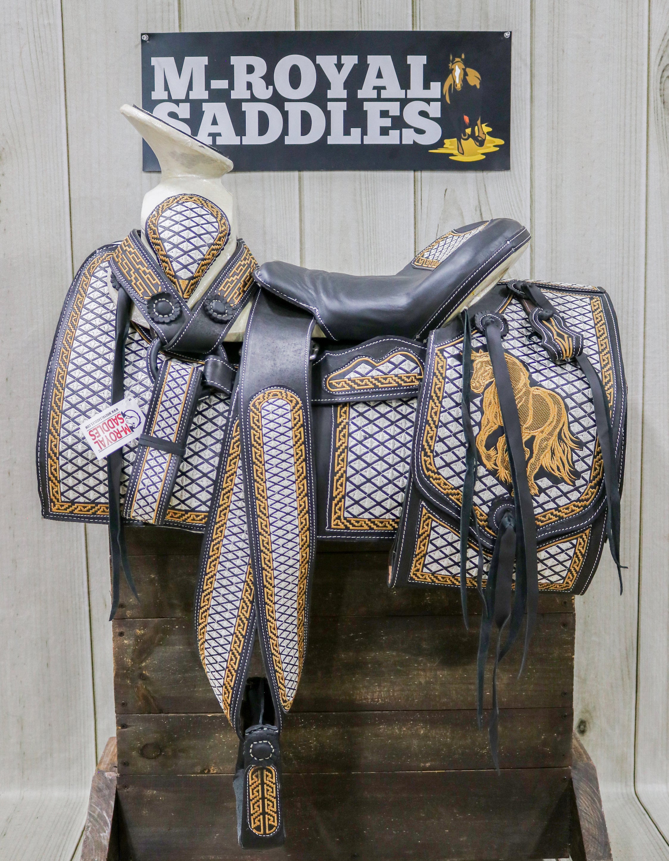 M-Royal Saddles