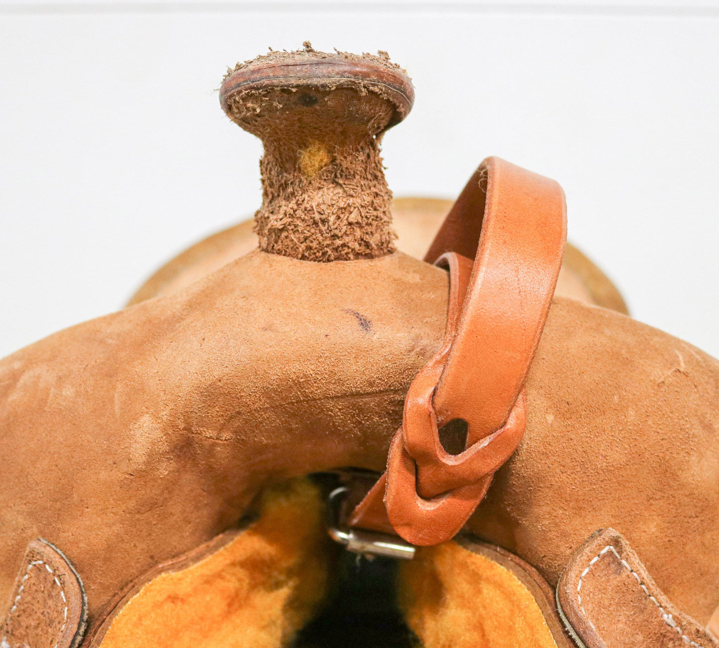 Horse Leather Night Latch Western Saddle Handle - M-Royal Saddles